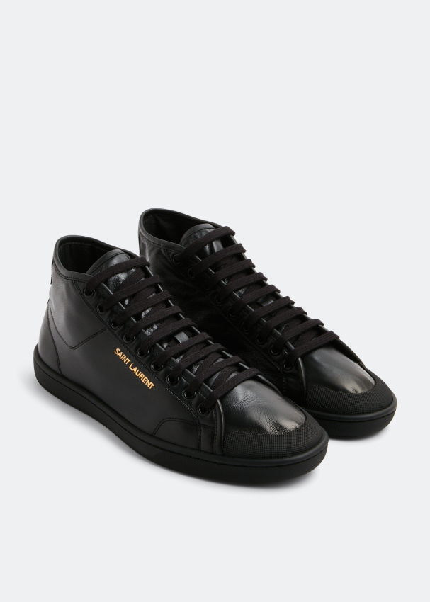 Saint Laurent SL/39 sneakers for Men - Black in UAE | Level Shoes