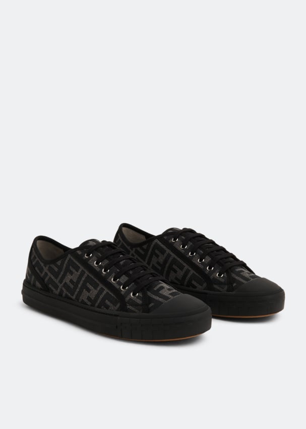 Fendi Domino sneakers for Men - Black in UAE | Level Shoes