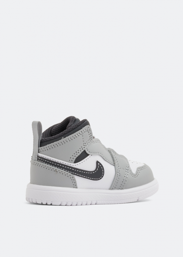 Nike Air Jordan 1 Mid 'Light Smoke Grey' sneakers for Baby - Grey in ...