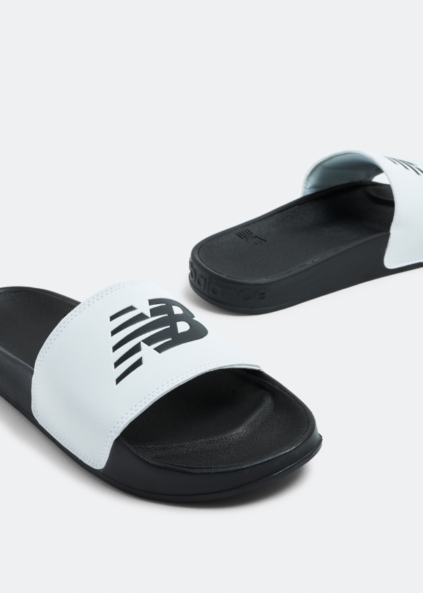 New Balance 200 slides for Men - White in UAE | Level Shoes