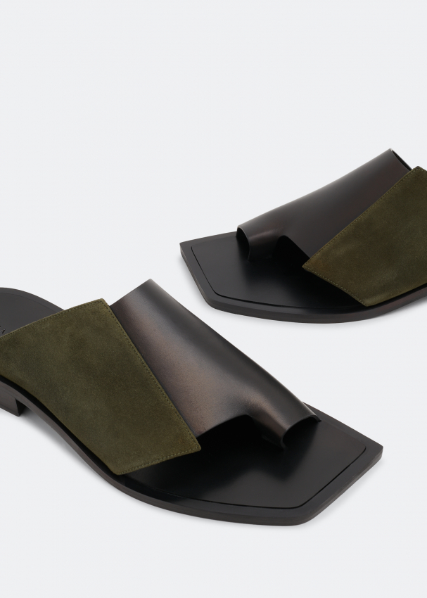 Buanne Apu sandals for Men - Black in UAE | Level Shoes