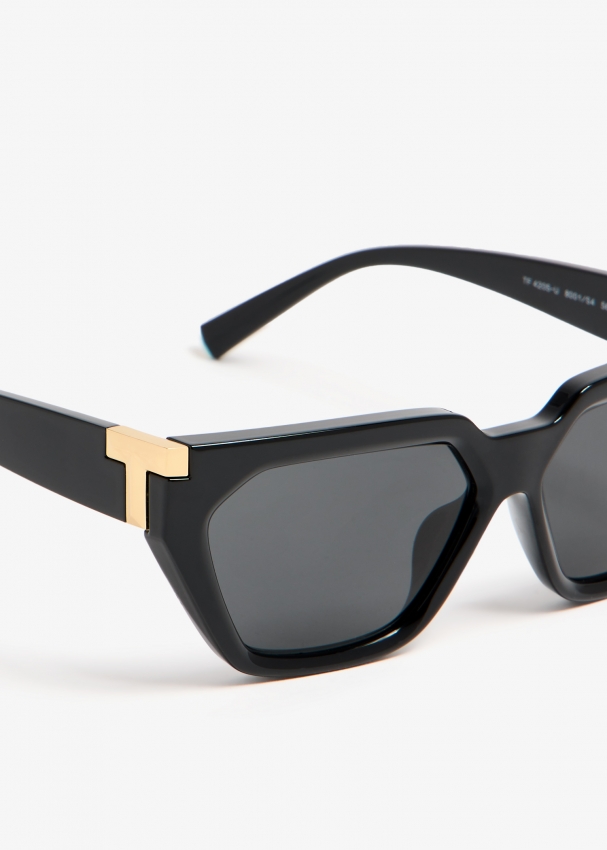 Tiffany & Co. Tiffany T sunglasses for Women - Black in UAE | Level Shoes