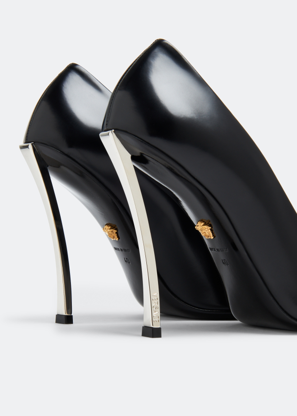 Versace Pin-point pumps for Women - Black in UAE | Level Shoes