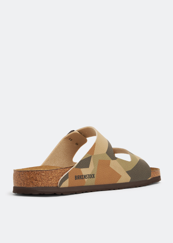 صندل أريزونا طبعات - للرجال من بيركنستوك في الامارات | ليفل شوز