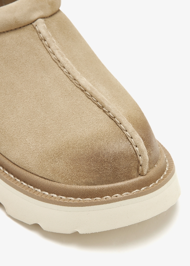 UGG Tasman lug shoes for Men - Beige in UAE | Level Shoes