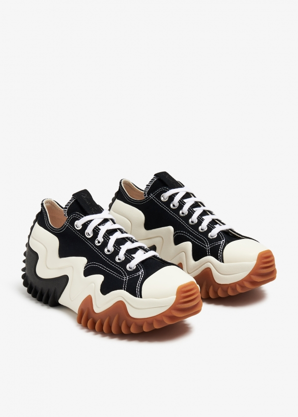 Converse Run Star Motion sneakers for Women - Black in UAE | Level Shoes