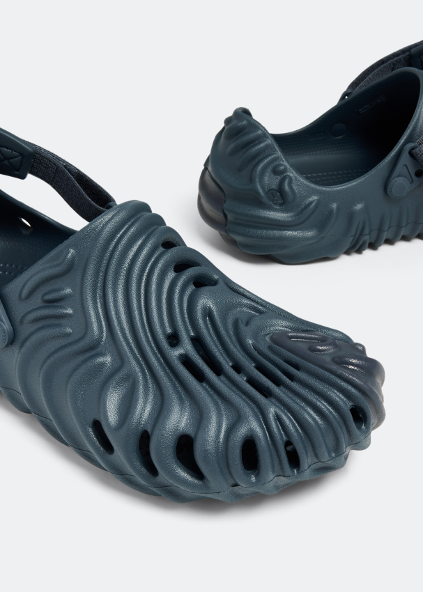 Crocs x Salehe Bembury Pollex clogs for Men - Blue in Bahrain | Level Shoes