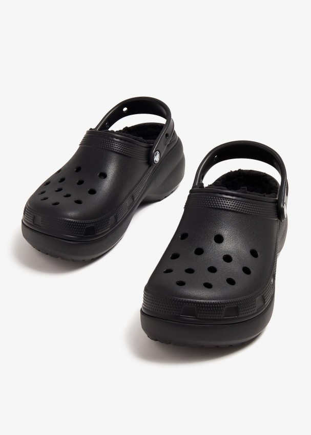 Crocs Classic Platform lined clogs for Women - Black in Kuwait | Level Shoes
