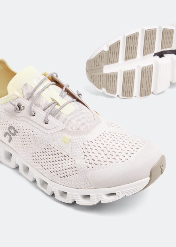 On Cloud 5 Coast sneakers for Women - White in UAE | Level Shoes