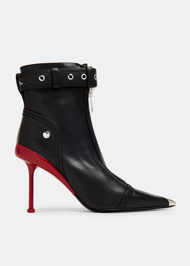 Alexander McQueen Slash boots for Women - Black in UAE | Level Shoes