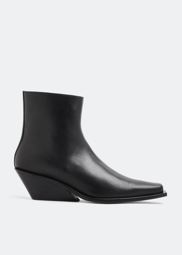Ann Demeulemeester Gerda boots for Women - Black in Qatar | Level Shoes