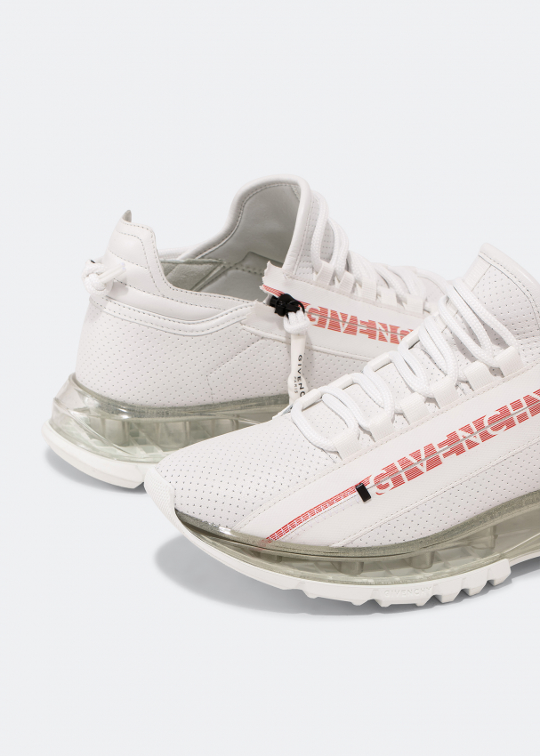 Givenchy Spectre sneakers for Women - White in UAE | Level Shoes