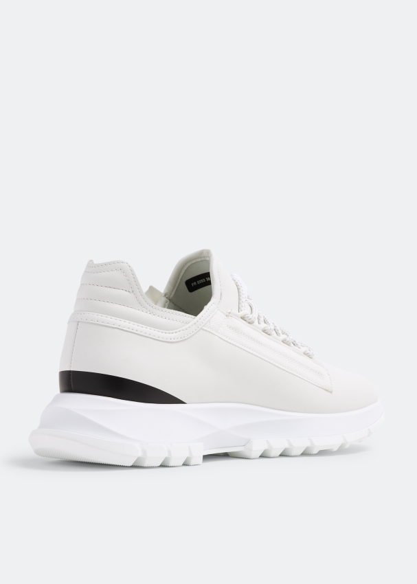 Givenchy Spectre Runner sneakers for Women - White in UAE | Level Shoes