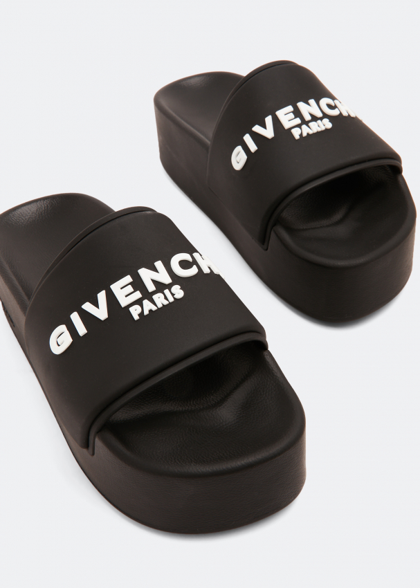 Givenchy Rubber platform slides for Women - Black in UAE | Level Shoes