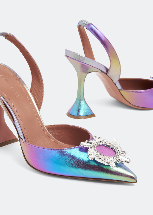 حذاء بيجوم بحزام خلفي ألوان متعددة - للنساء من أمينة معادي في الامارات ...