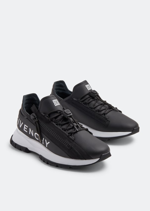 Givenchy Spectre sneakers for Men - Black in Kuwait | Level Shoes