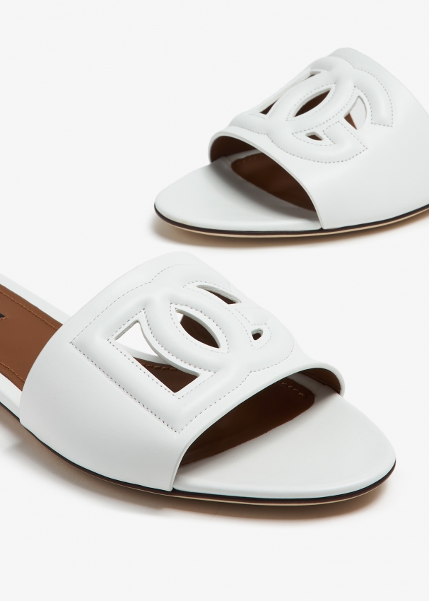 Dolce&Gabbana Bianca embossed slippers for Women - White in UAE | Level ...