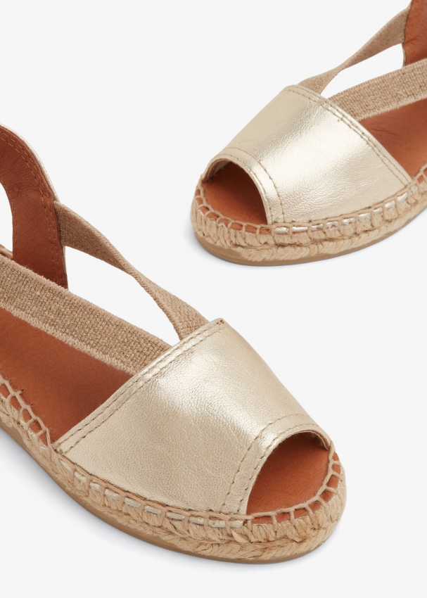 Toni Pons Eli espadrilles for Girl - Gold in UAE | Level Shoes