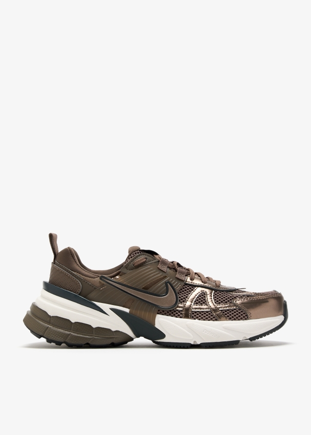 Nike V2K Run sneakers for Women - Brown in Kuwait | Level Shoes
