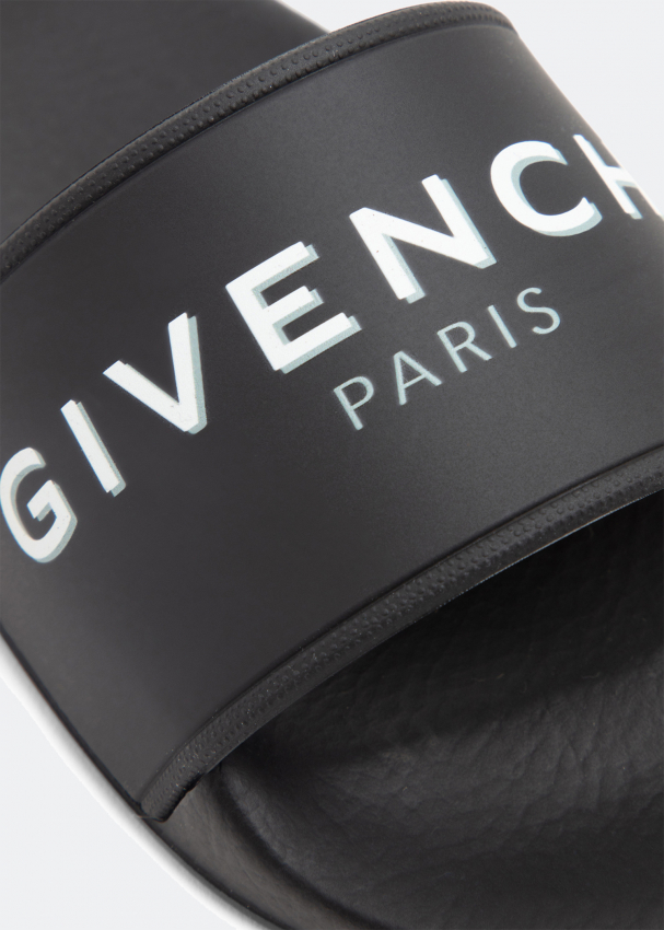 Givenchy Rubber slides for Boy - Black in UAE | Level Shoes