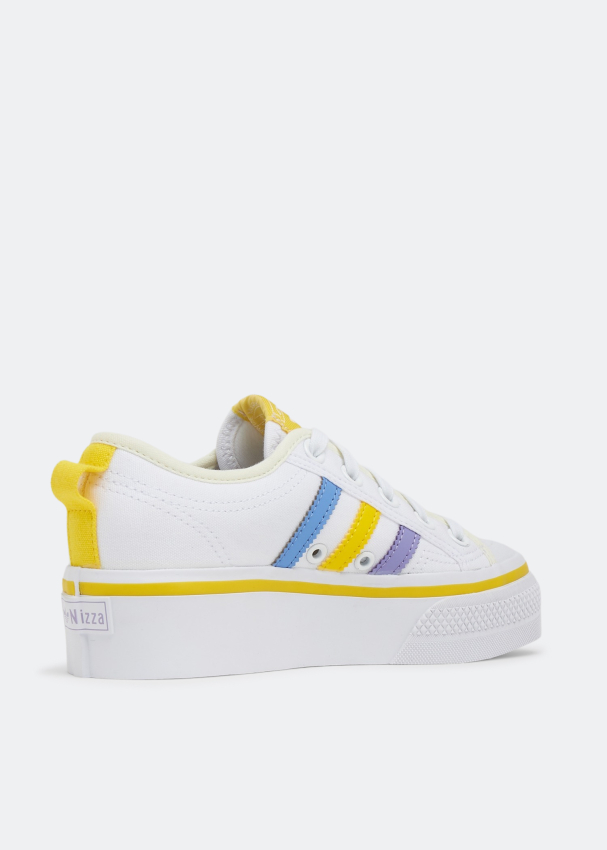 Adidas Nizza platform sneakers for Unisex - White in UAE | Level Shoes