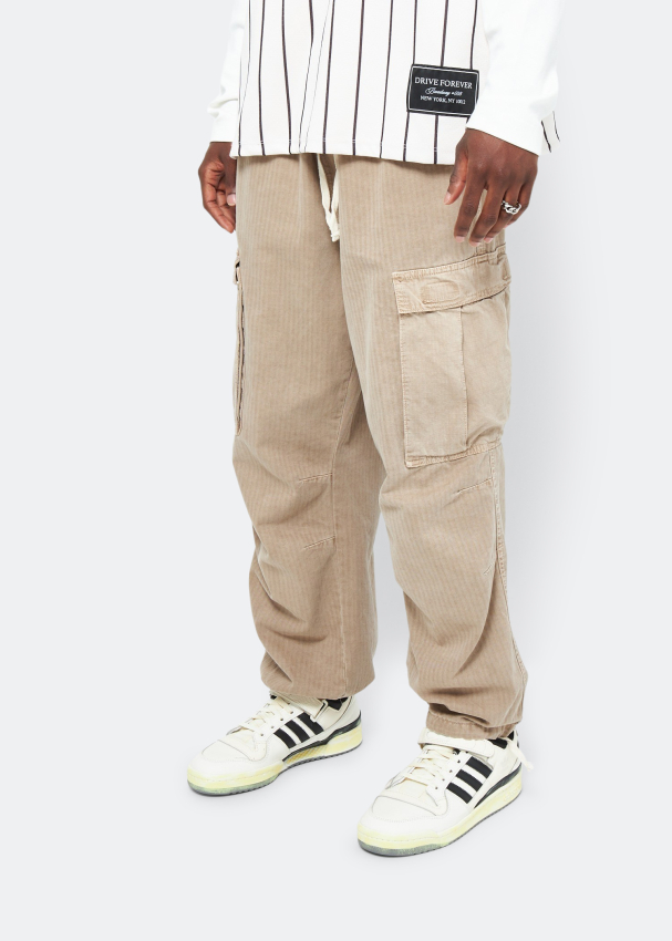 adidas Forum 84 Low AEC sneakers for Men - White in UAE | Level Shoes