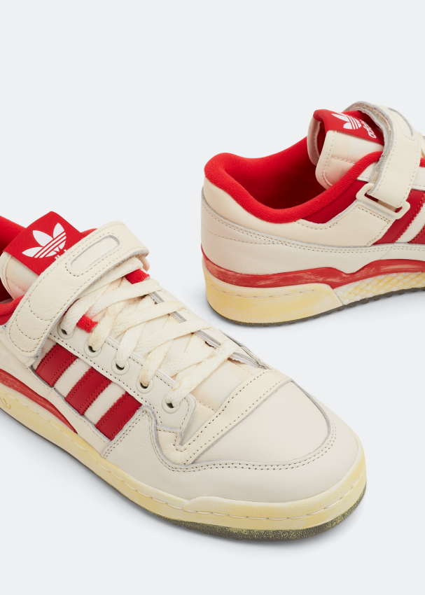 adidas Forum 84 Low AEC sneakers for Men - White in UAE | Level Shoes