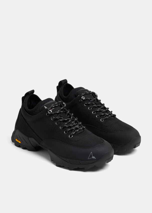 ROA Neal sneakers for Women - Black in UAE | Level Shoes