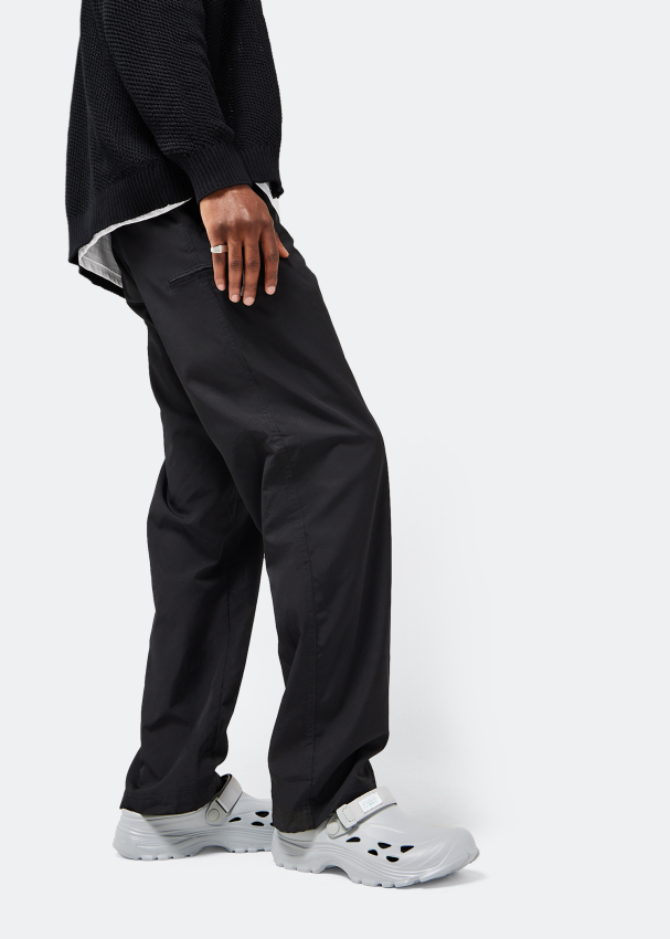 Suicoke Mok clogs for Men - Grey in UAE | Level Shoes