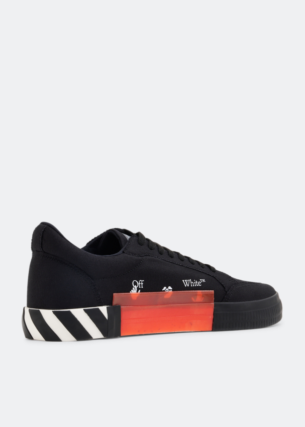 Off-White Low Vulcanised sneakers for Men - Black in UAE | Level Shoes