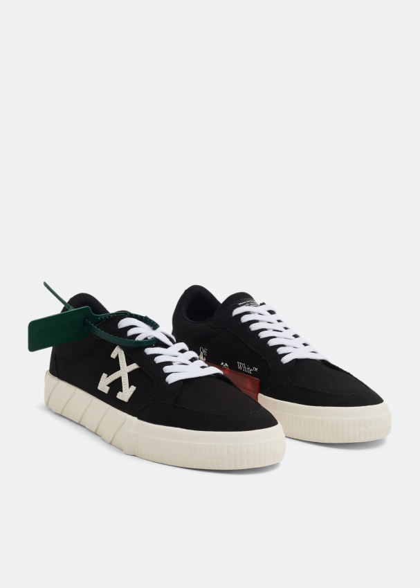 Off-White Low Vulcanised sneakers for Women - Black in UAE | Level Shoes