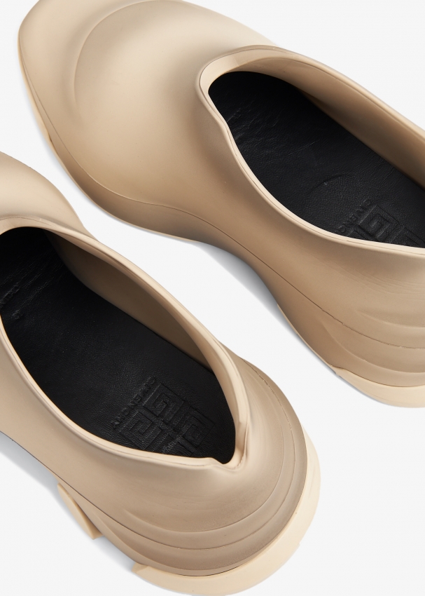 Givenchy Pre-Loved Monumental Mallow rubber sneakers for Men - Beige in ...