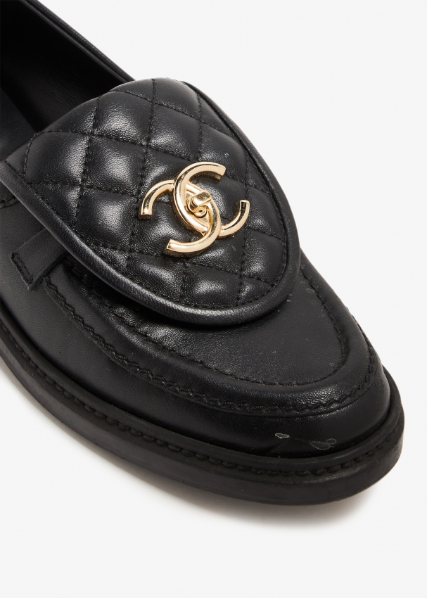 Chanel Pre-Loved Interlocking CC loafers for Women - Black in KSA ...