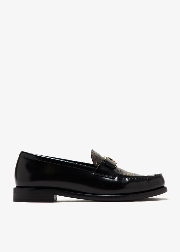 Louis Vuitton Pre-Loved Academy Monogram loafers for Women - Black in ...