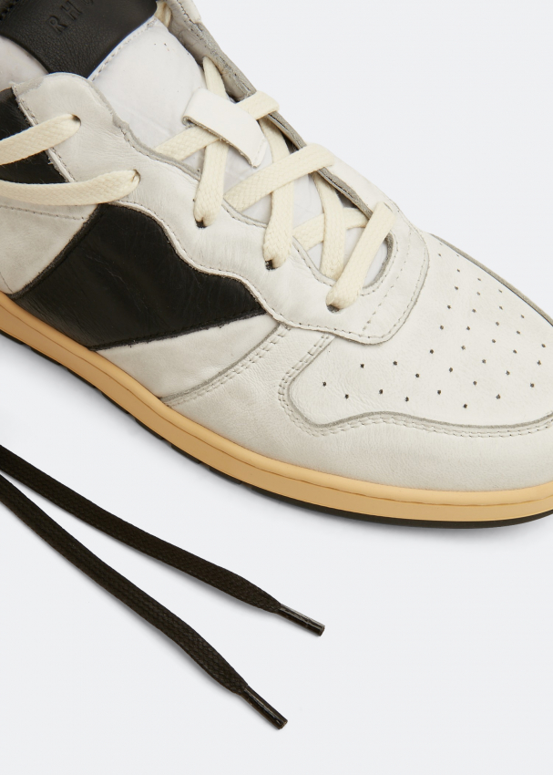 Rhude Rhecess low top sneakers for Men - White in UAE | Level Shoes