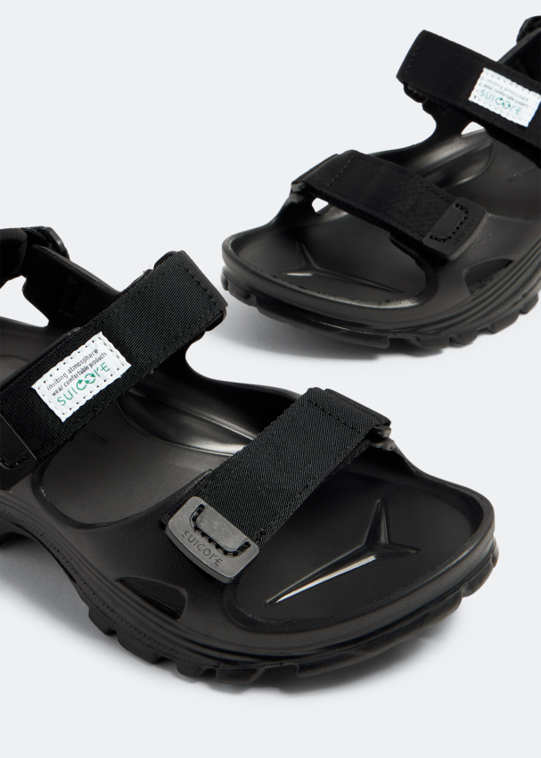 Suicoke Wake sandals for Women - Black in UAE | Level Shoes