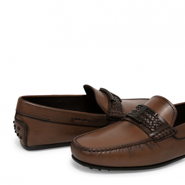 Tod's Timeless City Gommino driving shoes for Men - Brown in UAE ...